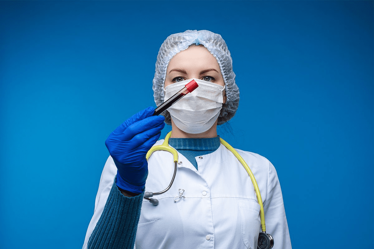 Can a UTI Cause Bleeding? Blood in Urine Explained - Liv Hospital