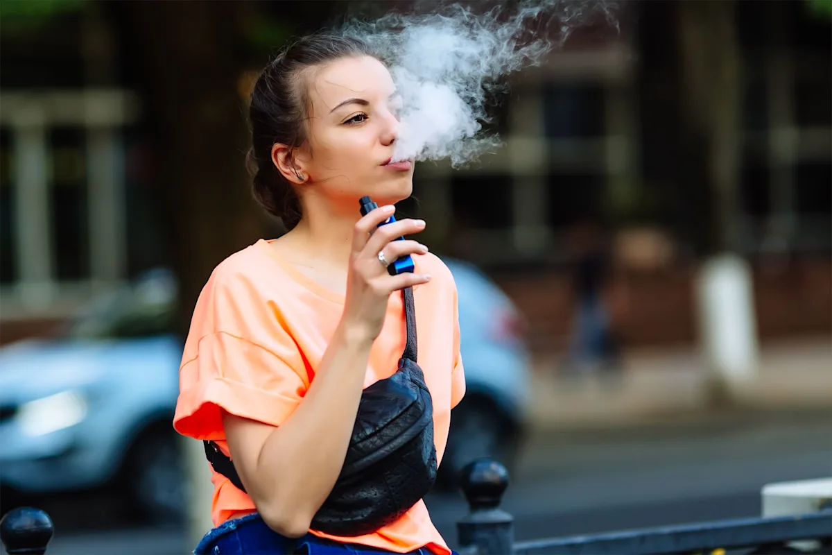 Profound Does Smoking Cause Bronchitis? Vital Facts - Liv Hospital