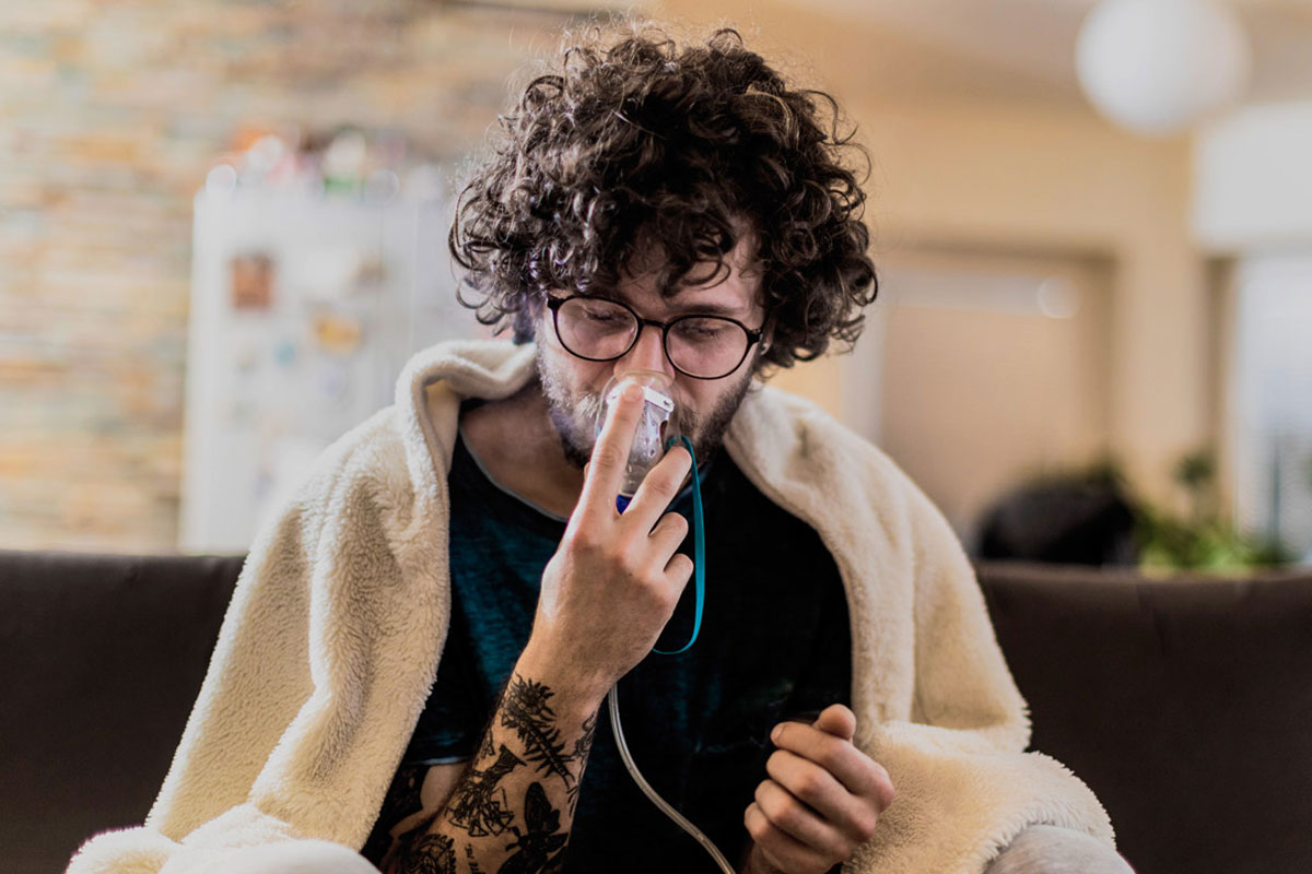 Allergic Conjunctivitis vs Pink Eye: Facts - Liv Hospital