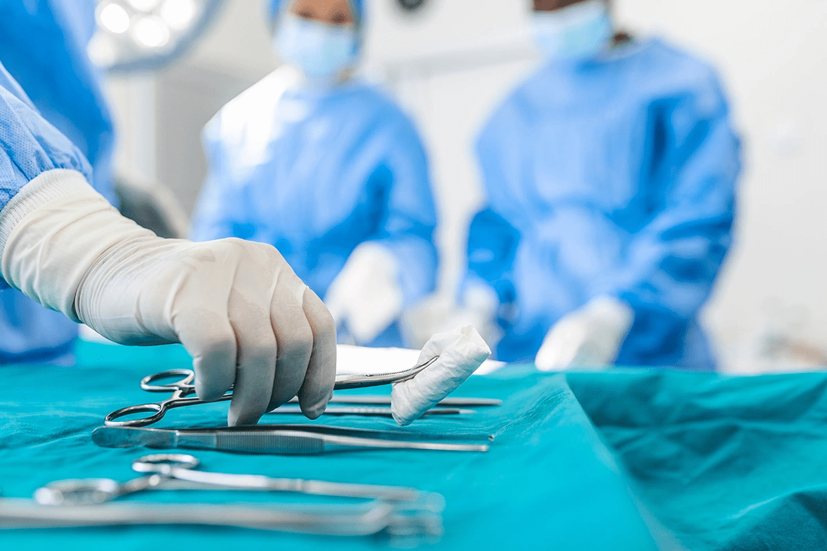 How to Prepare for Small Intestine Resection Surgery - Liv Hospital