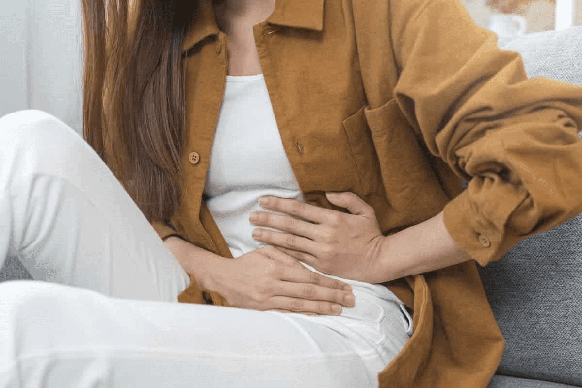 Sore Tummy Button: 5 Alarming Causes & Best Fixes - Liv Hospital