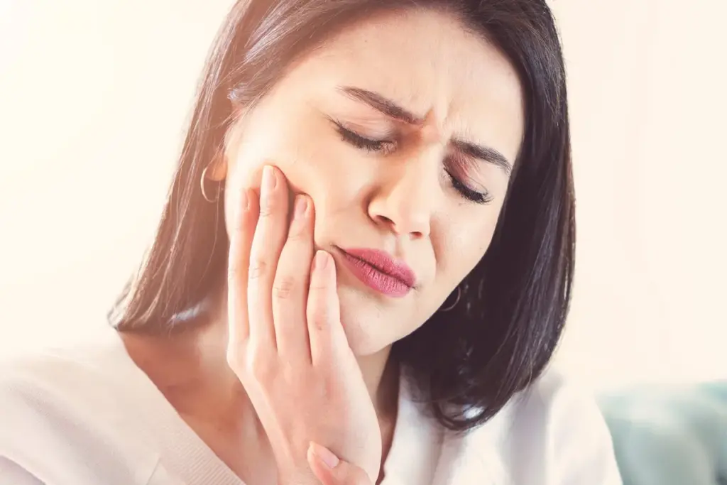 Sinus Infection Teeth: Best Molar Pain Info - Liv Hospital